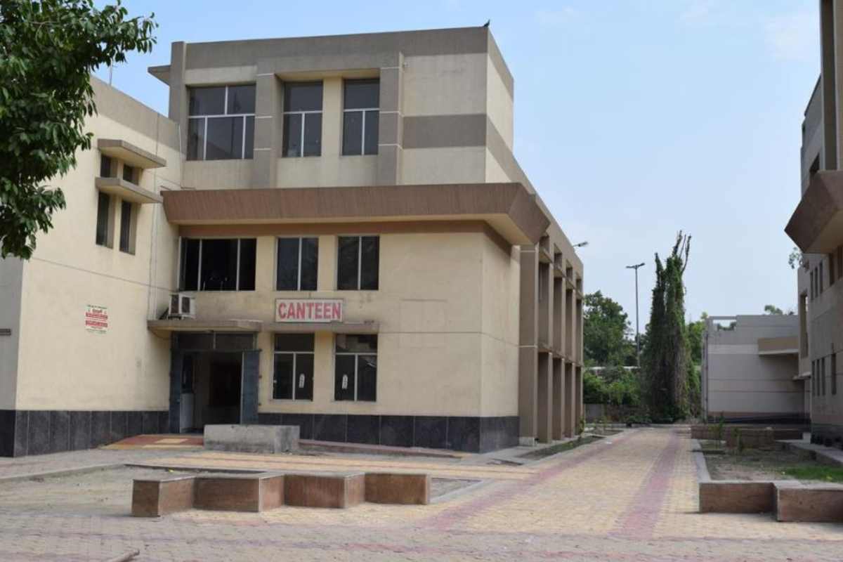 Satyawati College (Evening) - DU Squad